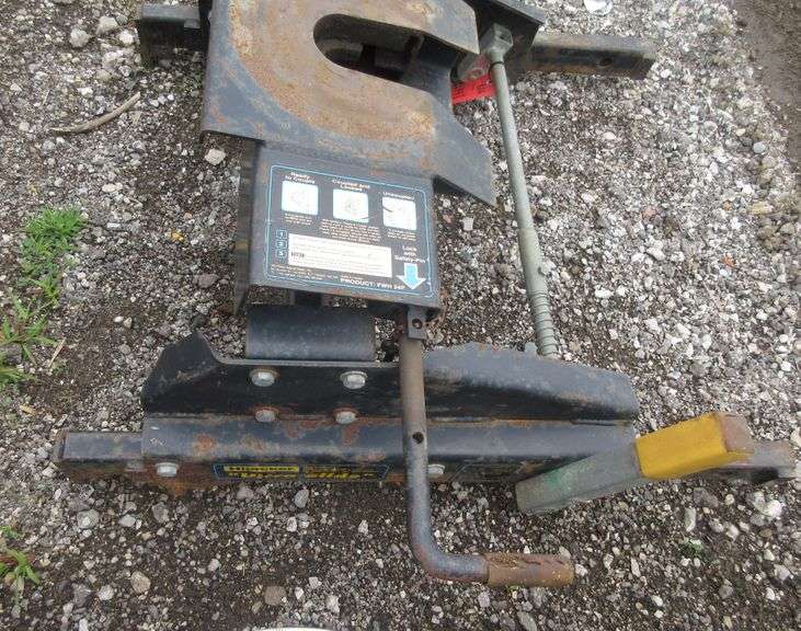 Fifth Wheel Receiver, Ultra Slide, Double Pivot - Albrecht Auction Service