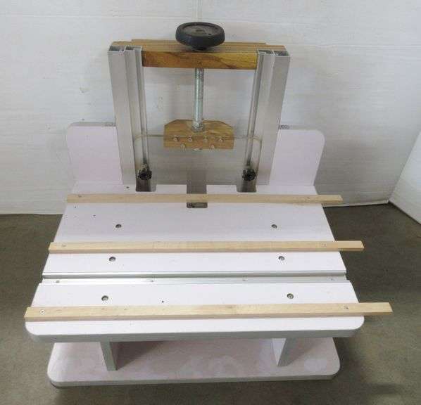 MLCS Horizontal Router Table, Allows You to Rout Wide Stock Flat ...