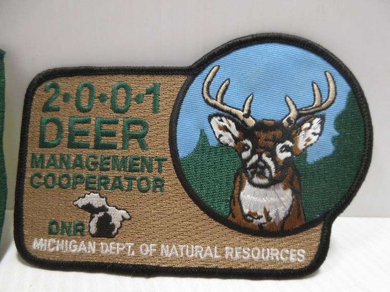 (4) Michigan Successful Deer Hunter Patches: 1996, 1999, 2000, and 2001 ...