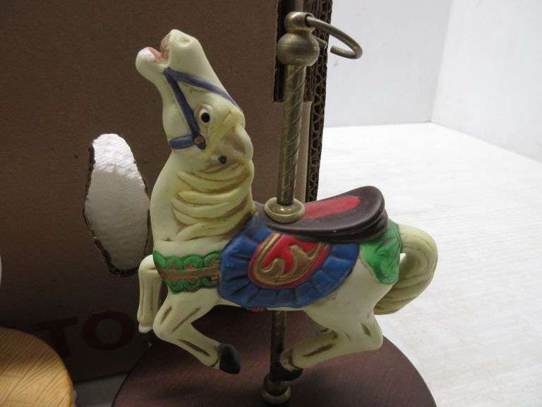 Carousel Collectibles/Figurines - Albrecht Auction Service