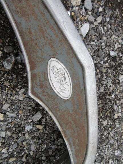 1930-1931 Ford Model A Grille Shell - Albrecht Auction Service