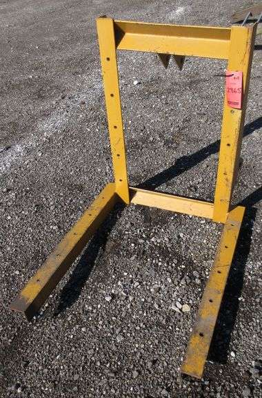 Three-Point Work Platform - Albrecht Auction Service