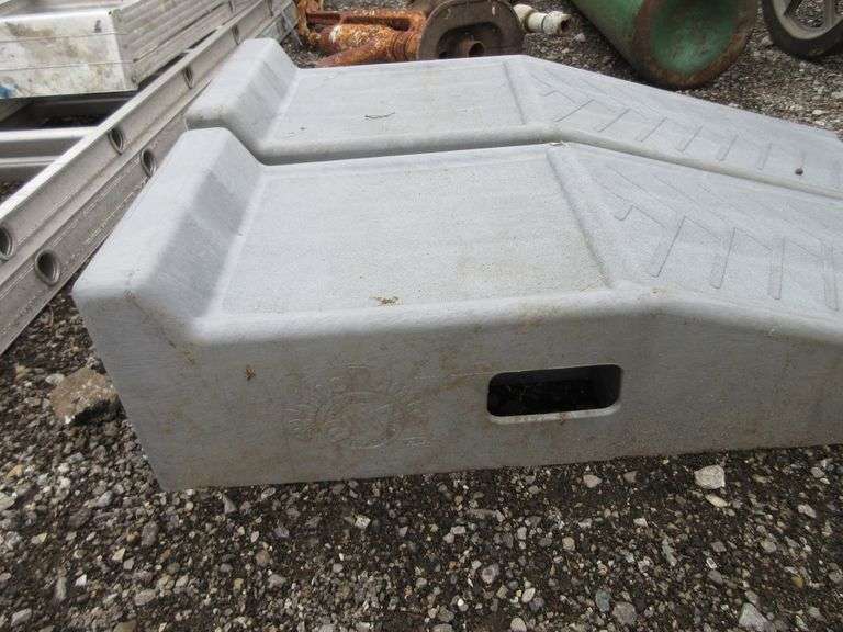 Blitz Car Ramps - Albrecht Auction Service