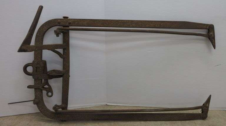 Antique Hay Fork - Albrecht Auction Service