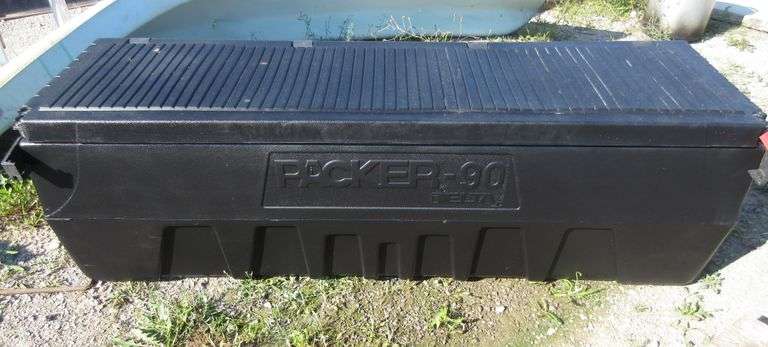 Delta Packer 90 Deck Storage Box, Plastic - Albrecht Auction Service