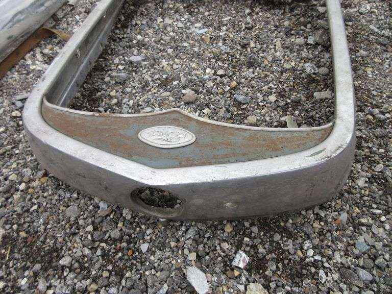 1930-1931 Ford Model A Grille Shell - Albrecht Auction Service