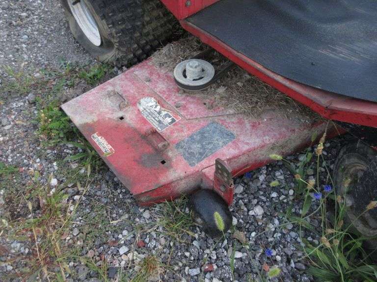 Toro-Wheelhorse Proline 724-2 Zero Turn Mower, Onan 24 HP Engine with ...