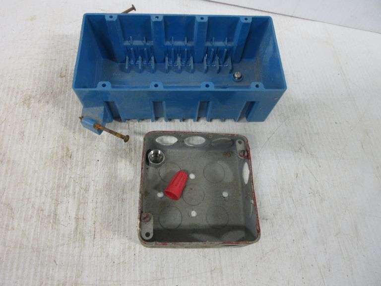 Electrical Boxes - Albrecht Auction Service