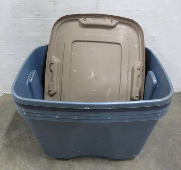 (5) 18-Gallon Storage Totes or Containers, Mismatched Colored Lids, All ...