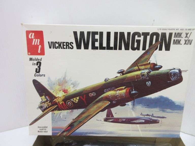 AMT matchbox wickers wellington, 1/72 scale - Albrecht Auction Service