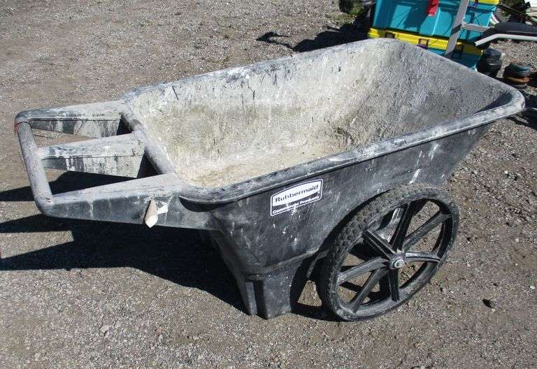 Rubbermaid wheelbarrow, 28"W x 56"D, used, fair - Albrecht Auction Service