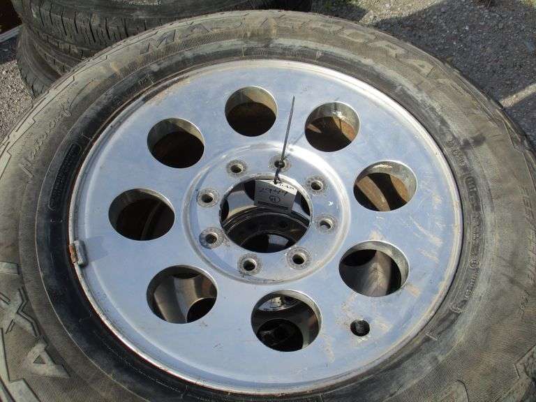 (4) Ford 18" Rims, 8-bolt, 265/65R18, some chrome peeling, in good ...