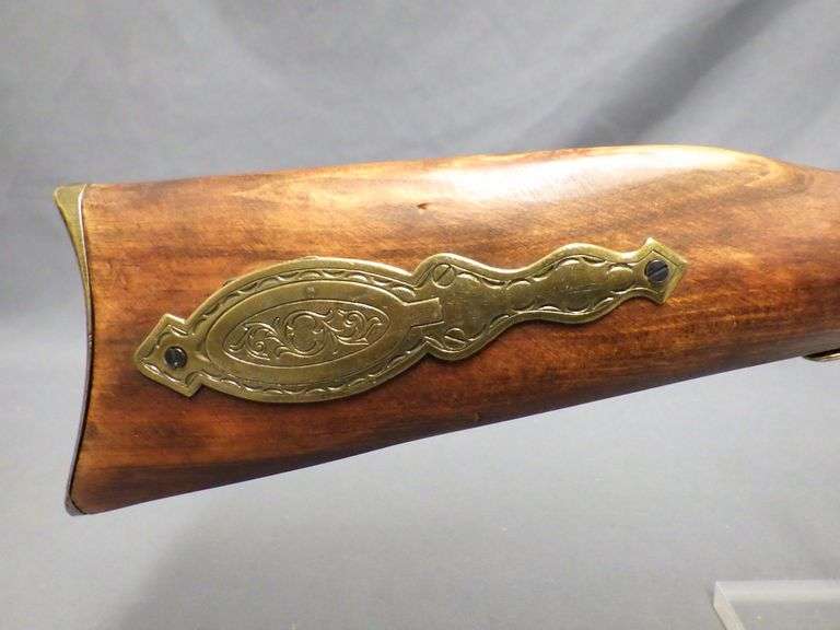 Flintlock Rifle Replica - Albrecht Auction Service