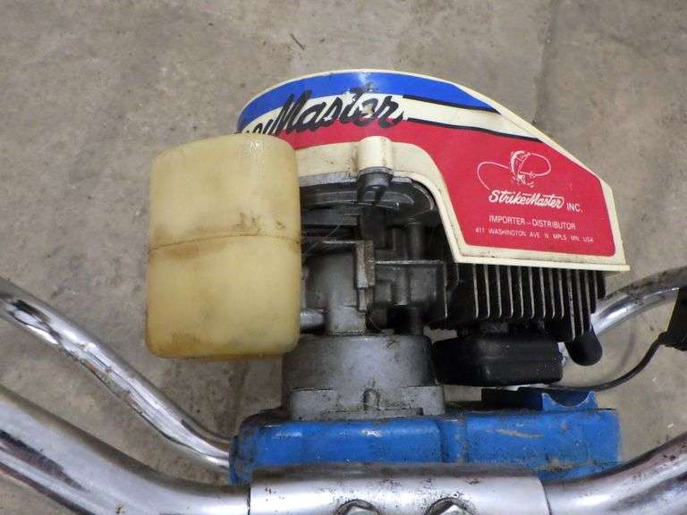 Ice Master gas ice auger, needs recoil, good spark and compression ...