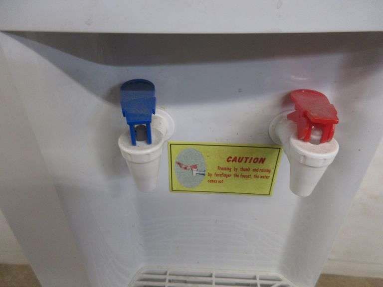 Water Butler water station with jug, hot and cold outlets, good ...