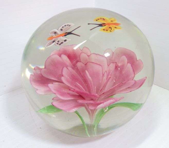 Heavy paperweight with a pink flower and butterflies, 3" x 3", nice ...