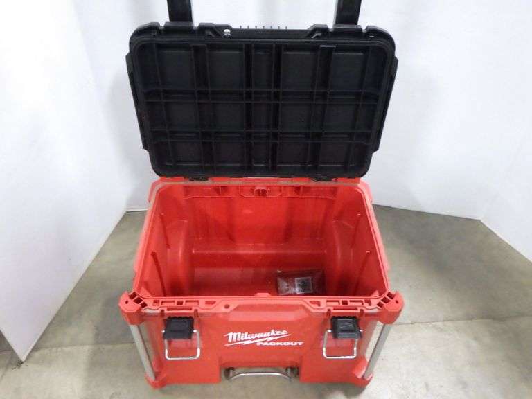 Milwaukee packout roller box, 22"W x 15"H, good - Albrecht Auction Service