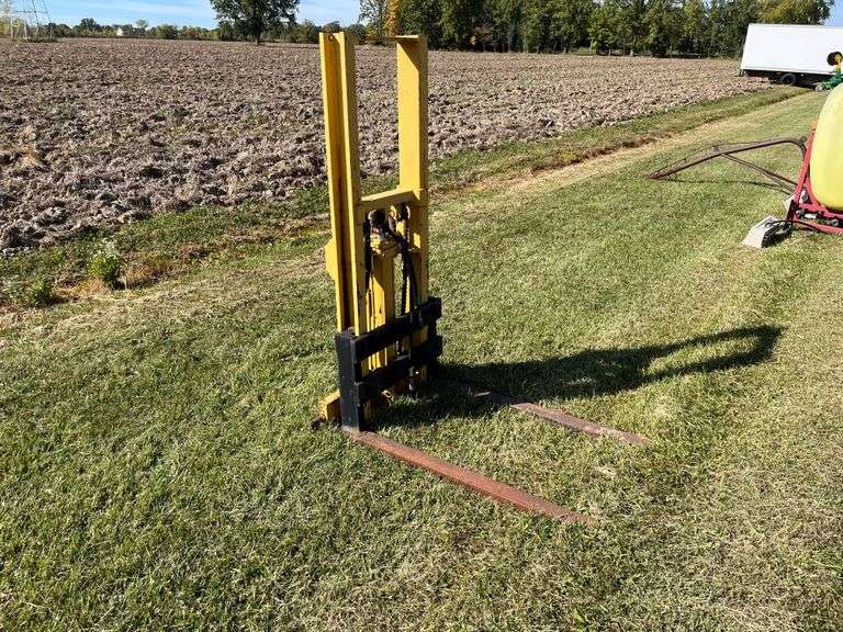 3-Point Hitch Hydraulic Forklift Attachment, Category II, Hydraulic ...