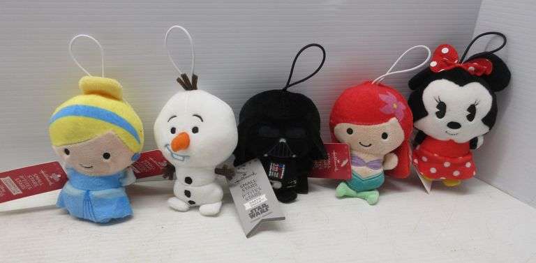 Hallmark plush ornaments, includes: Minnie Mouse, Star Wars Darth Vader ...