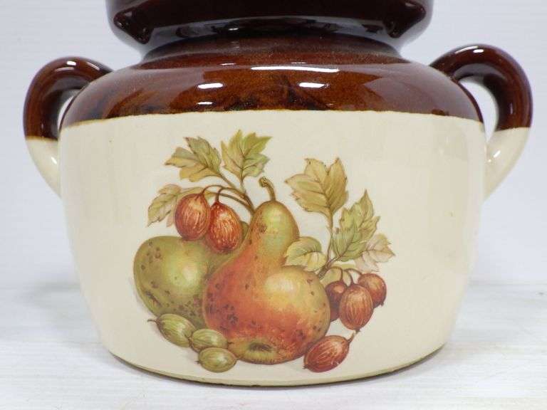 4-Piece McCoy fruit festival set, includes: Bean pot, great; Sugar bowl ...