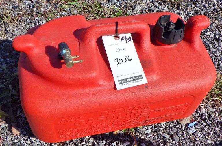 6-Gallon Evinrude Johnson outboard gas tank - Albrecht Auction Service