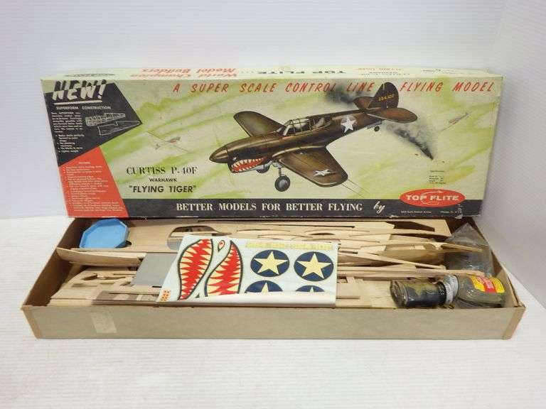Retro Top Flite flying tiger plane model - Albrecht Auction Service