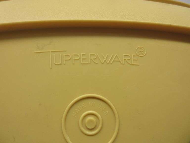 (2) Tupperware 3-piece harvest gold vegetable steamer, Batter Pro ...