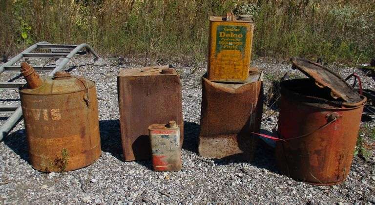 (6) Various metal cans, rusty, two are dented - Albrecht Auction Service