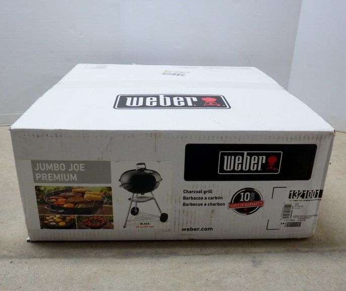 Jumbo Joe premium black BBQ grill by Weber, 22", NIB - Albrecht Auction ...