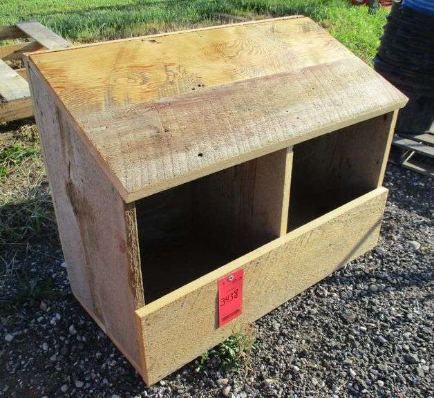 Double nesting box for ducks or large chickens, 42"L, both openings are ...