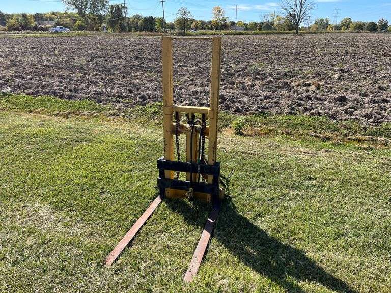 3-Point Hitch Hydraulic Forklift Attachment, Category II, Hydraulic ...