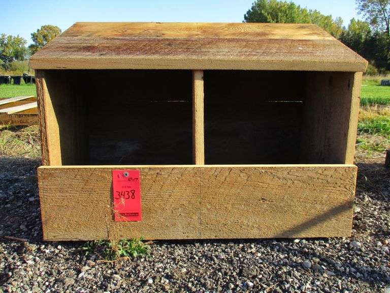 Double nesting box for ducks or large chickens, 42"L, both openings are ...