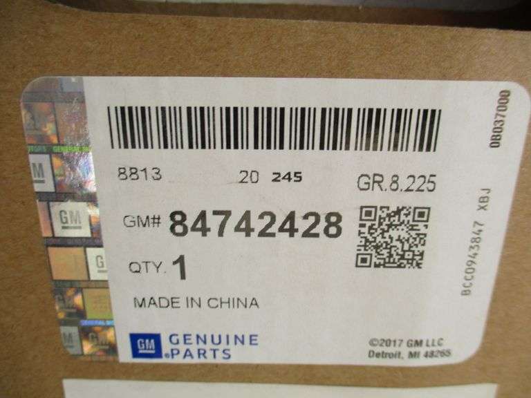 2019-2022 GMC running boards, GM part no. 84742428, NIB - Albrecht ...