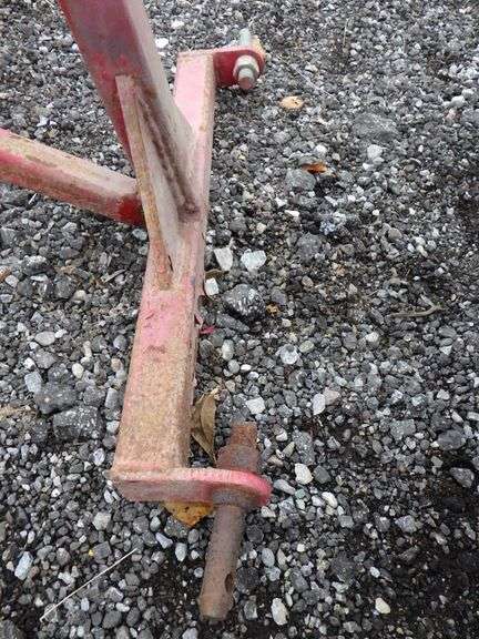 3-Point boom/lift, in good condition - Albrecht Auction Service