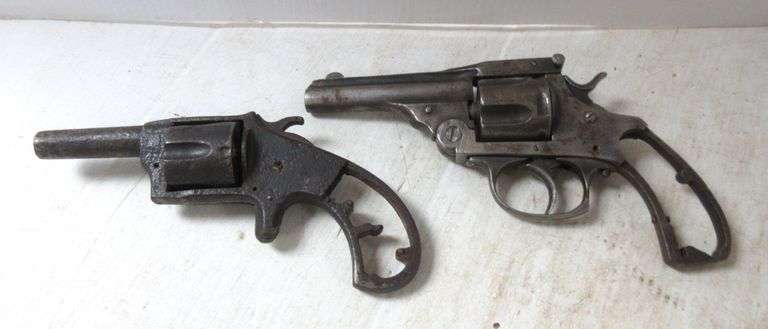 (2) Antique revolver frames and parts, good - Albrecht Auction Service