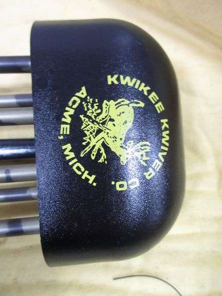 Left handed Darton SL50 compound bow, with case, arrows, field and ...