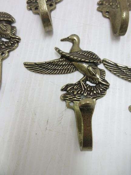(8) Brass duck coat hooks, new - Albrecht Auction Service