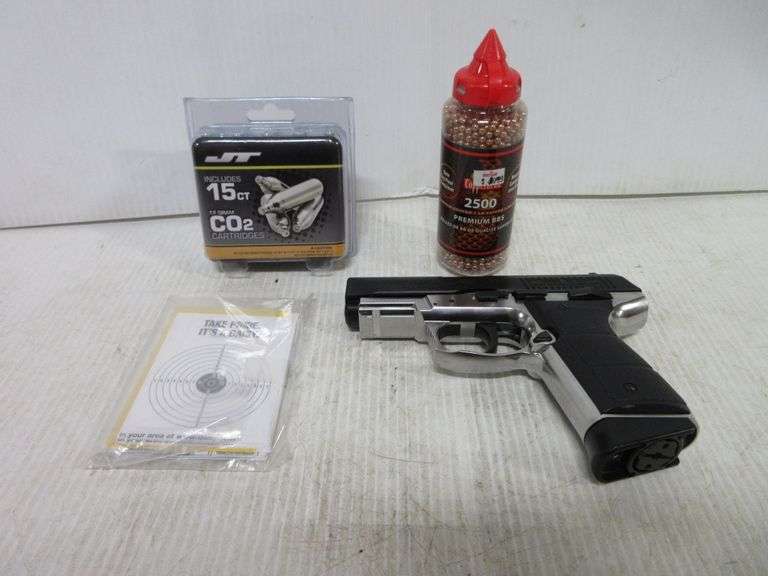 Daisy semi-automatic CO2, .177 cal, BB gun with blowback action with ...
