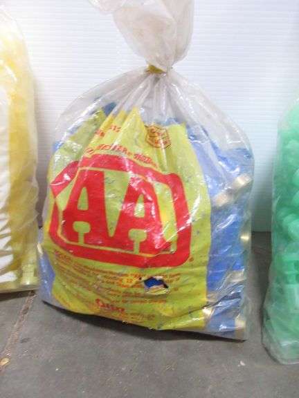 (1,500) Count, 12-gauge plastic wads, plus (100) 12-gauge hulls ...