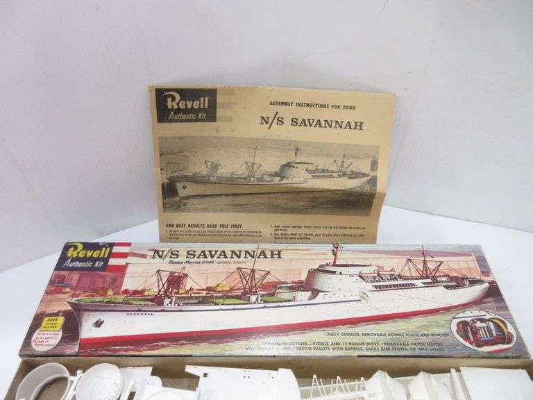 Revell N/S Savannah plastic model boat kit from 1958, complete unbuilt ...