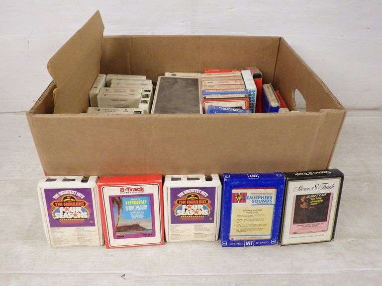 8-Tracks with 8-track cleaner - Albrecht Auction Service