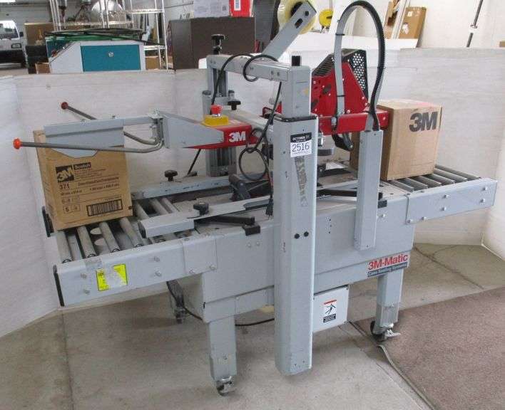 3M-Matic Tape sealing machine, tapes top and bottom of carton, works ...