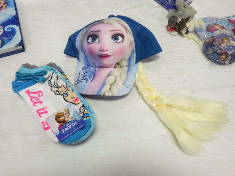 Frozen Collection, includes: Elsa with Pabbie and Salamander, Storybook ...