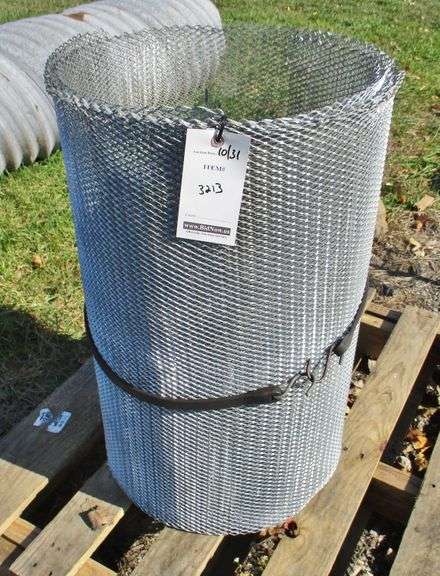 (3) Sheets of cement galvanized steel netting - Albrecht Auction Service