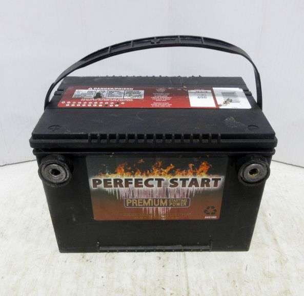 690 CCA side post battery, 12.65V, charged, tested and works - Albrecht ...
