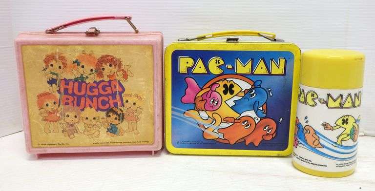 Metal Pac-Man lunch box with thermos, and plastic Hugga Bunch lunch box ...