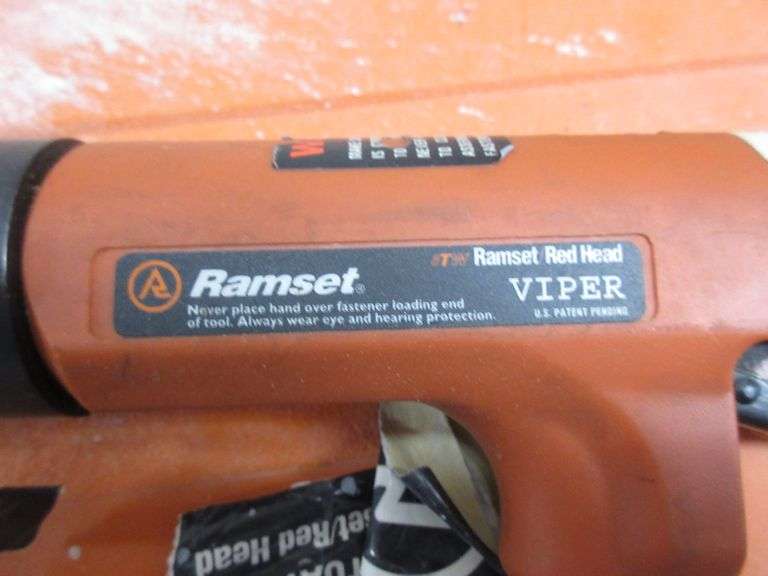 Ramset Viper in case, great - Albrecht Auction Service