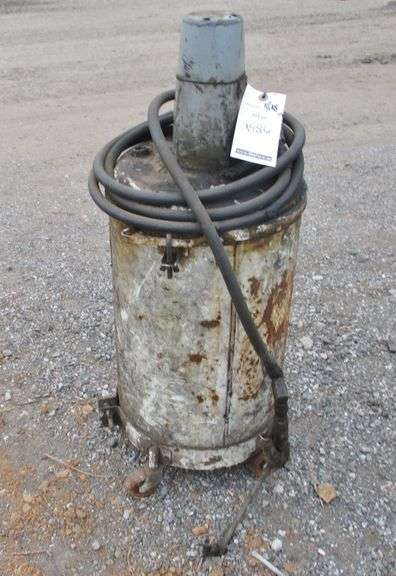 Aro grease gun, 32"H, good - Albrecht Auction Service