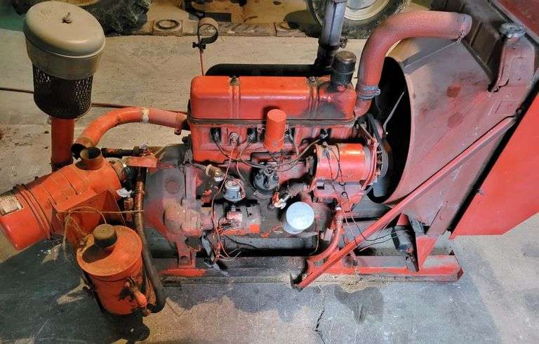 This item Selling ABSOLUTE! ~~~ Case 188 Gas Engine, Includes Radiator ...