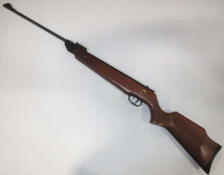 Beeman GS950 air rifle, some rust on barrel - Albrecht Auction Service